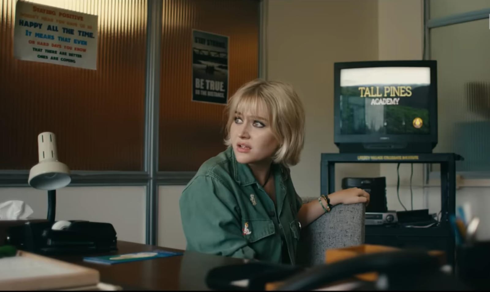 Проблемні (Неслухняні, Wayward) | kinowar.com